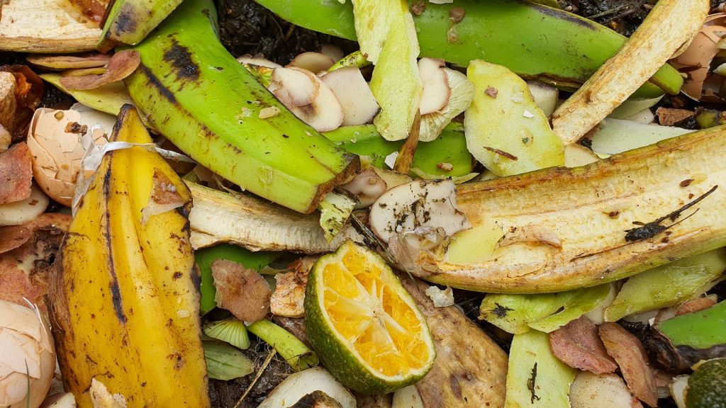 How to Avoid Your Green Waste Going to the Landfill - Quickwasters